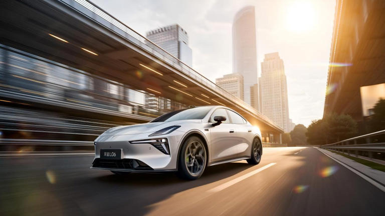 深蓝L06首发搭载3纳米车规芯片，重塑新时代智能轿跑新标杆