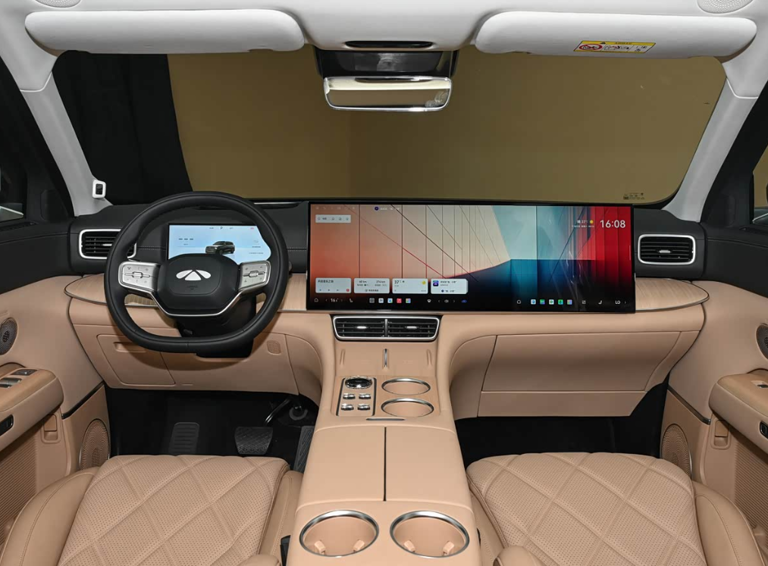 奇瑞造了台“理想L9”？续航超1400km，配30英寸巨屏