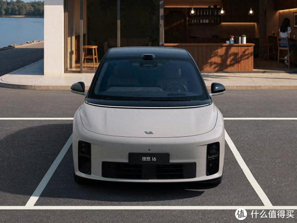 理想i6 实车曝光！定位中大型SUV，最高续航720公里