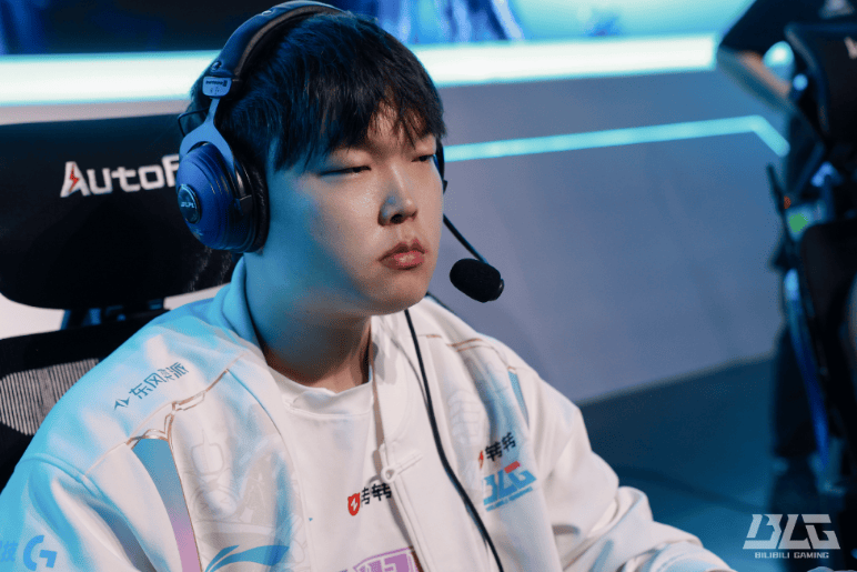 队友期待在S赛跟T1交手，Bin：T1都没进，你们都T1、T1的