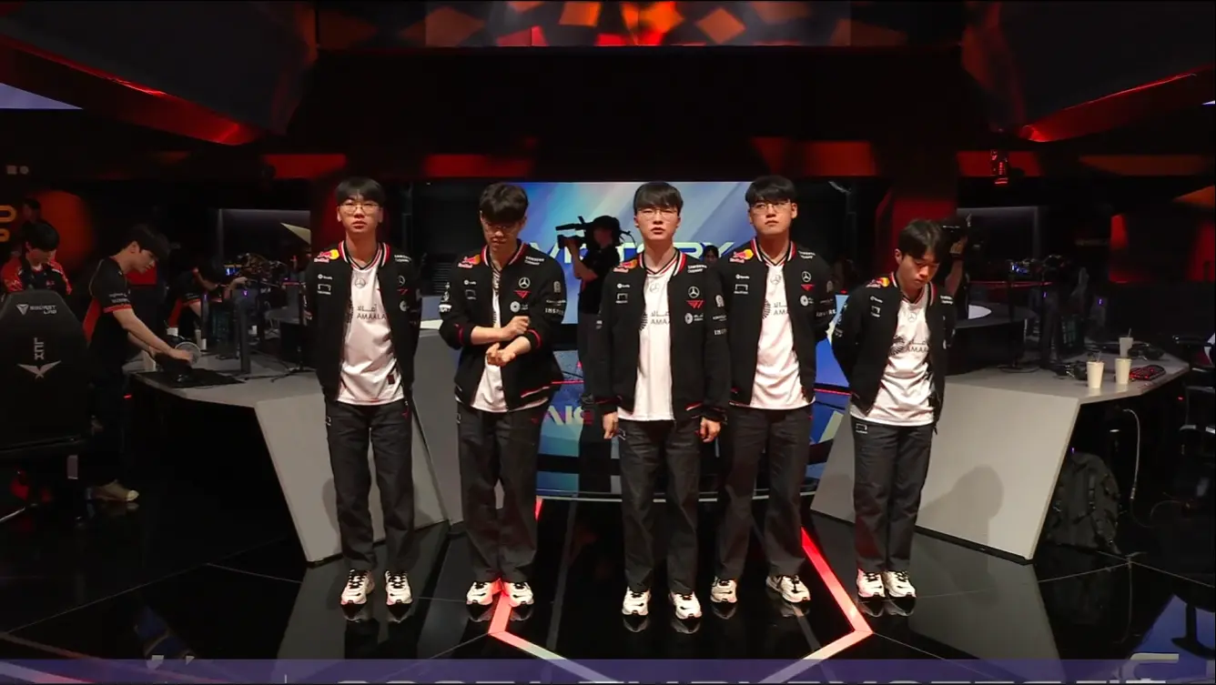 LCK：DK击败BFX晋级！Faker和Showmaker将上演生死局