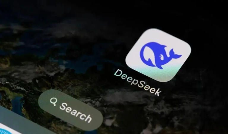 DeepSeek登《Nature》封面：梁文锋团队以低成本创新，开启AI推理革命新篇