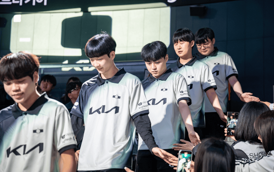 自2019年登上LCK以来，ShowMaker和DK首次无缘全球总决赛