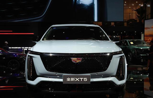 惊喜价22.99万起，新款凯迪拉克XT5还能有竞争力吗？