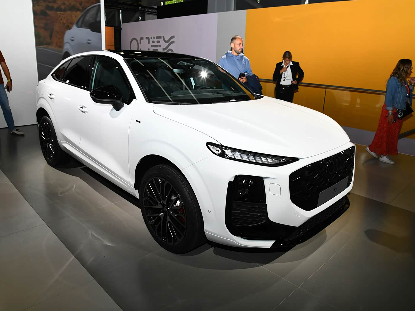 全新奥迪Q3 Sportback亮相慕尼黑车展，有插混动力版