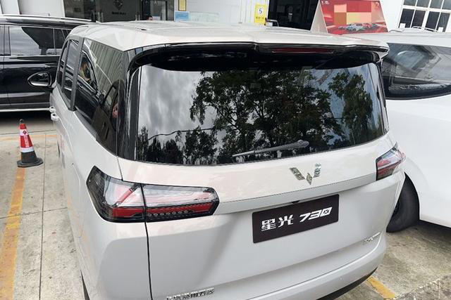 五菱全新银标MPV！五菱星光730再度露面，长4米91，三种动力可选