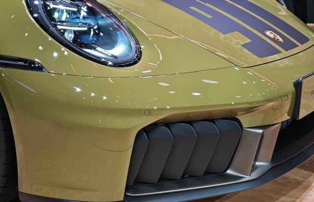 711马力 浅析保时捷911 Turbo S