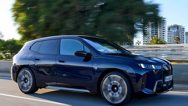 同为宝马战略车的宝马iX与新一代NK iX3在构思上有哪些区别？