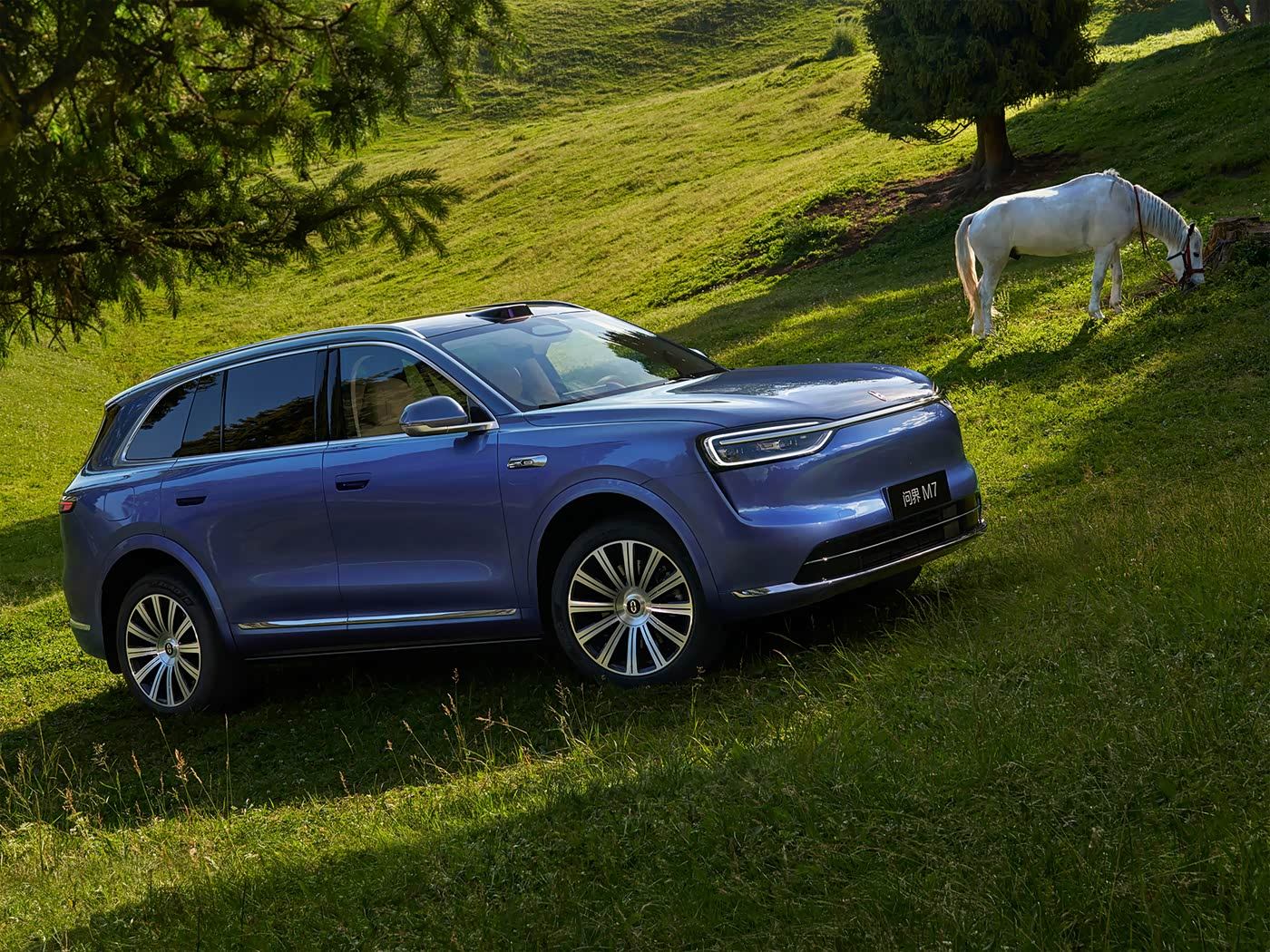 30万买中大型SUV！全新问界M7与理想L7谁是性价比之王？