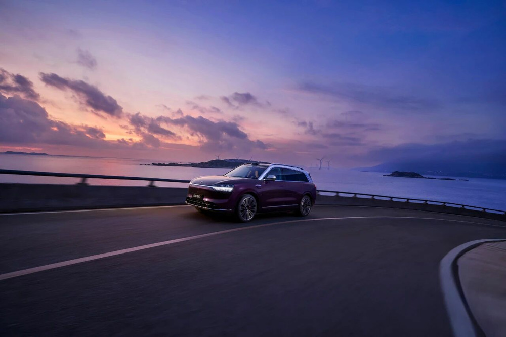 打破传统豪华车壁垒，50万级SUV市场问界M9为何如此保值？