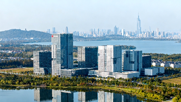 南京江北新区挂牌两幅住宅用地 起始总价11.36亿元