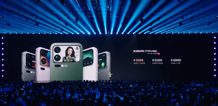 小米17“加量不加价”，价格4499元起，17Pro起售价4999元，搭载创新“妙享背屏”