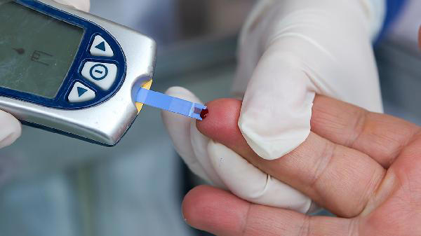 研究发现：糖尿病人若经常补B12，用不了多久，身体或有4大好处