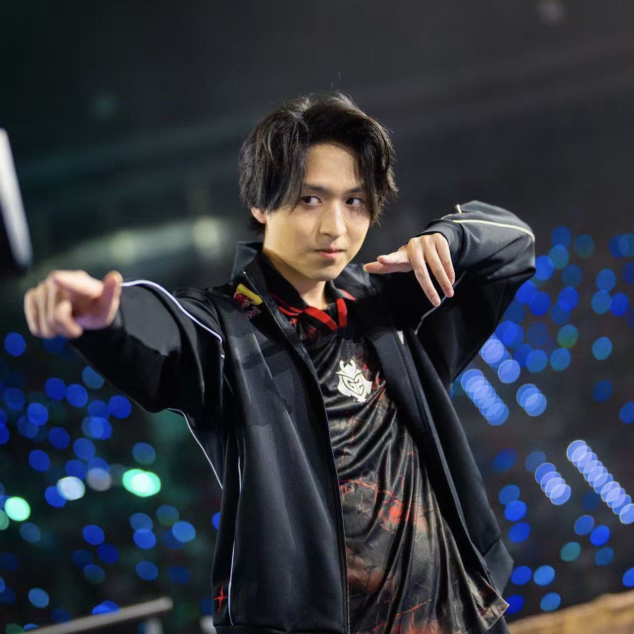 Hans sama夺冠后发文：中国见！