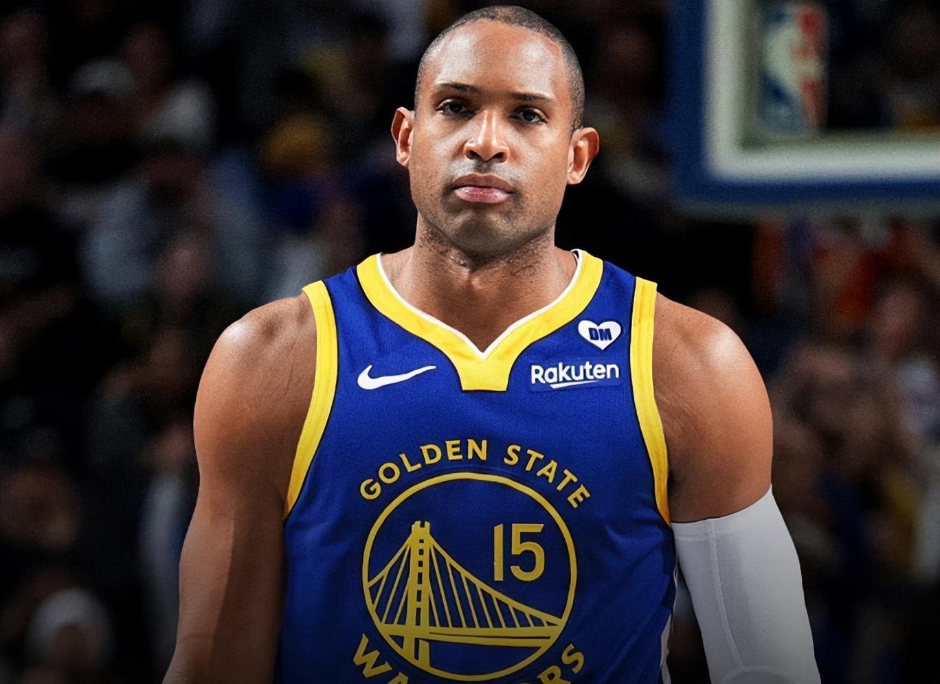 1300帽+976记三分球！历史第4！霍福德太香了，库里收获完美搭档