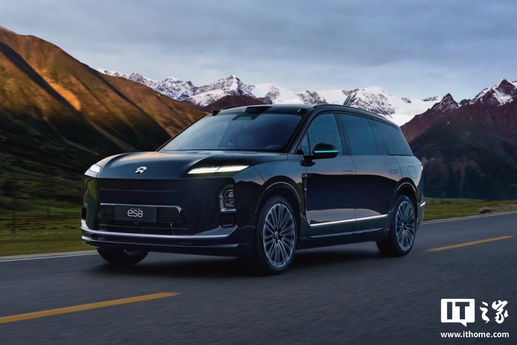 蔚来向全新 ES8 车主发放 400 元加电补贴