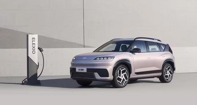 北京现代官宣首款纯电平台SUV中文名 “EO羿欧” 722KM超长续航