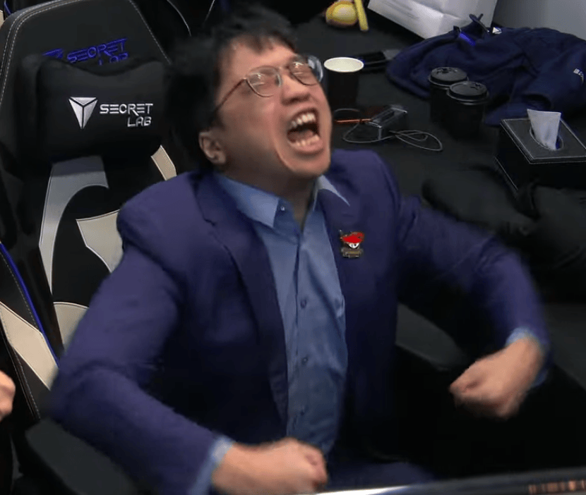 Tabe成为LPL首位执教三支不同战队且均战胜过GEN和T1的教练