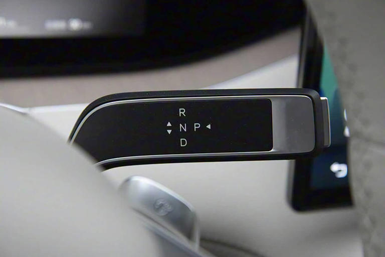 腾势N8L 10月28日正式登场 预售31.98万起 配多项先进技术及丰富权益