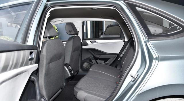 购车预算有限，买不了速腾，可以看看“平替”捷达VA7