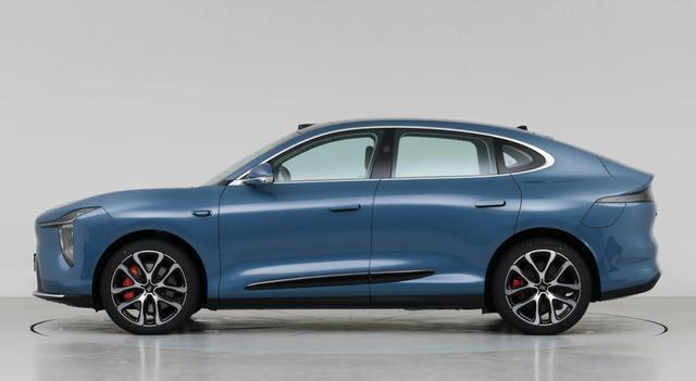 重新定义增程？全新智己LS6上市，800V平台加持，续航长，充电快