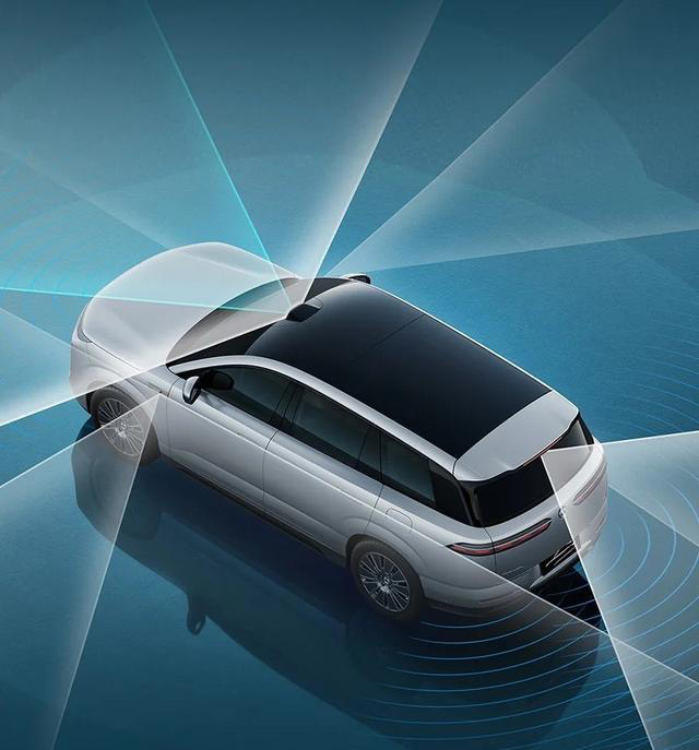 BBA车主集体换购？腾势N8L藏着三大“杀手锏”，30万级直接封神