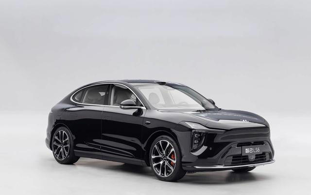智己LS6增程版再增新车型，动力续航调整，售价24.49万元