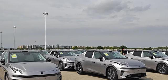 全新领克07EM-P即订即发，拉满的质价比与即刻拥有的快乐