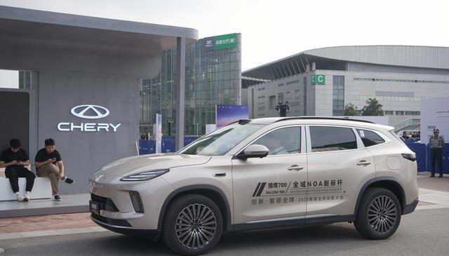 最具人感的辅助驾驶系统，地平线智驾HSD助力星途ET5惊艳首秀