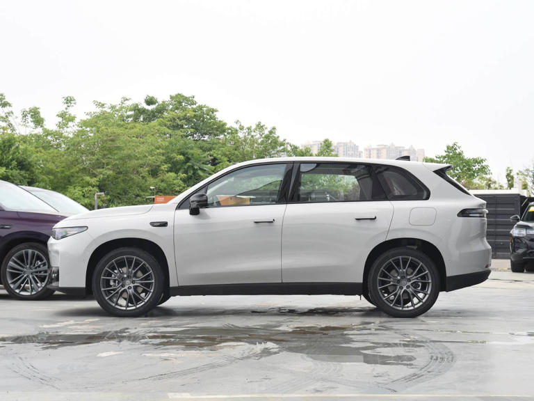 10万级卷王零跑C10来袭！激光雷达+600km续航