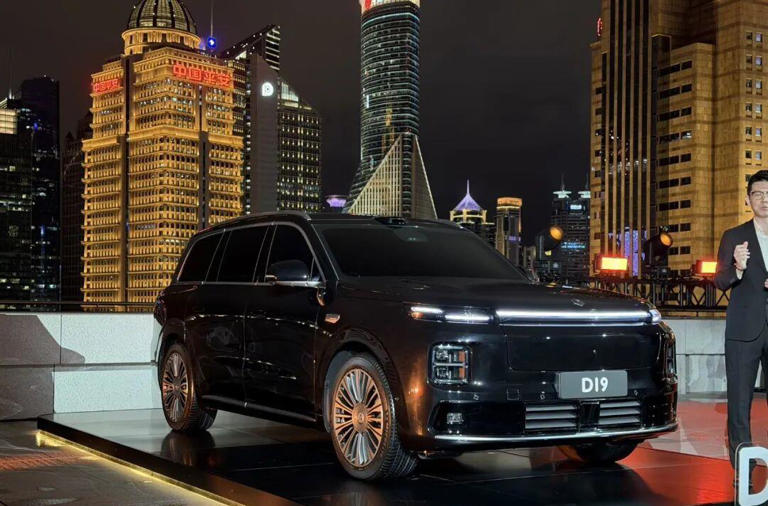 80 度电的增程车来了，零跑 D19 今晚亮相