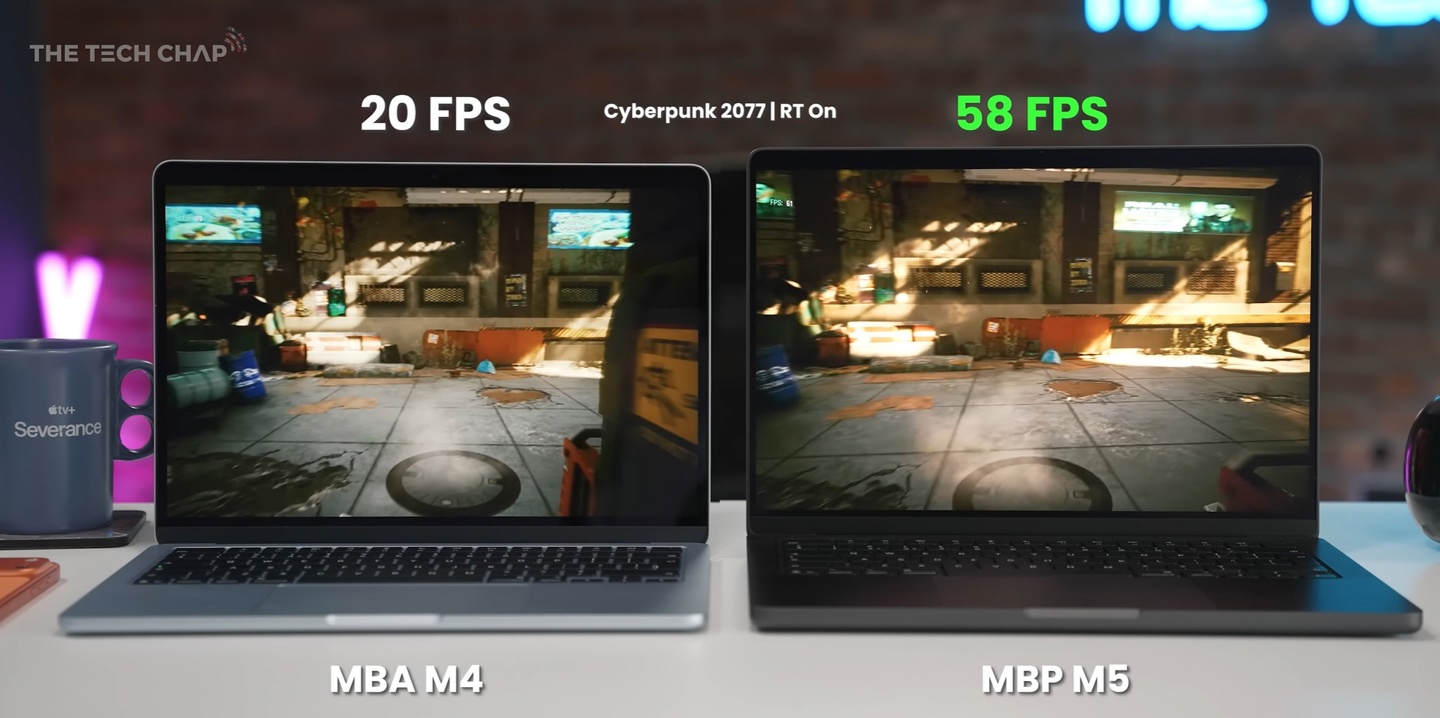 2025款苹果MacBook Pro运行《赛博朋克2077》帧率对比M4提升190%