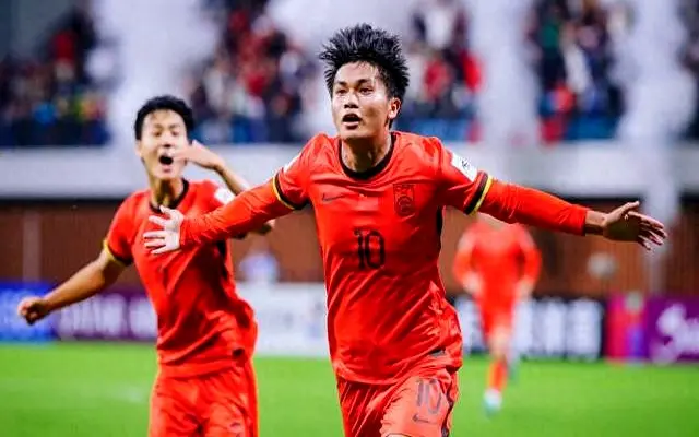 U22国足大逆转！3-1泰国U23，王钰栋独造2球，蒯纪闻破门