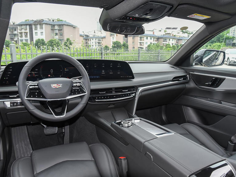 2026款凯迪拉克CT6开启盲订，中大型车配2.0T+10AT