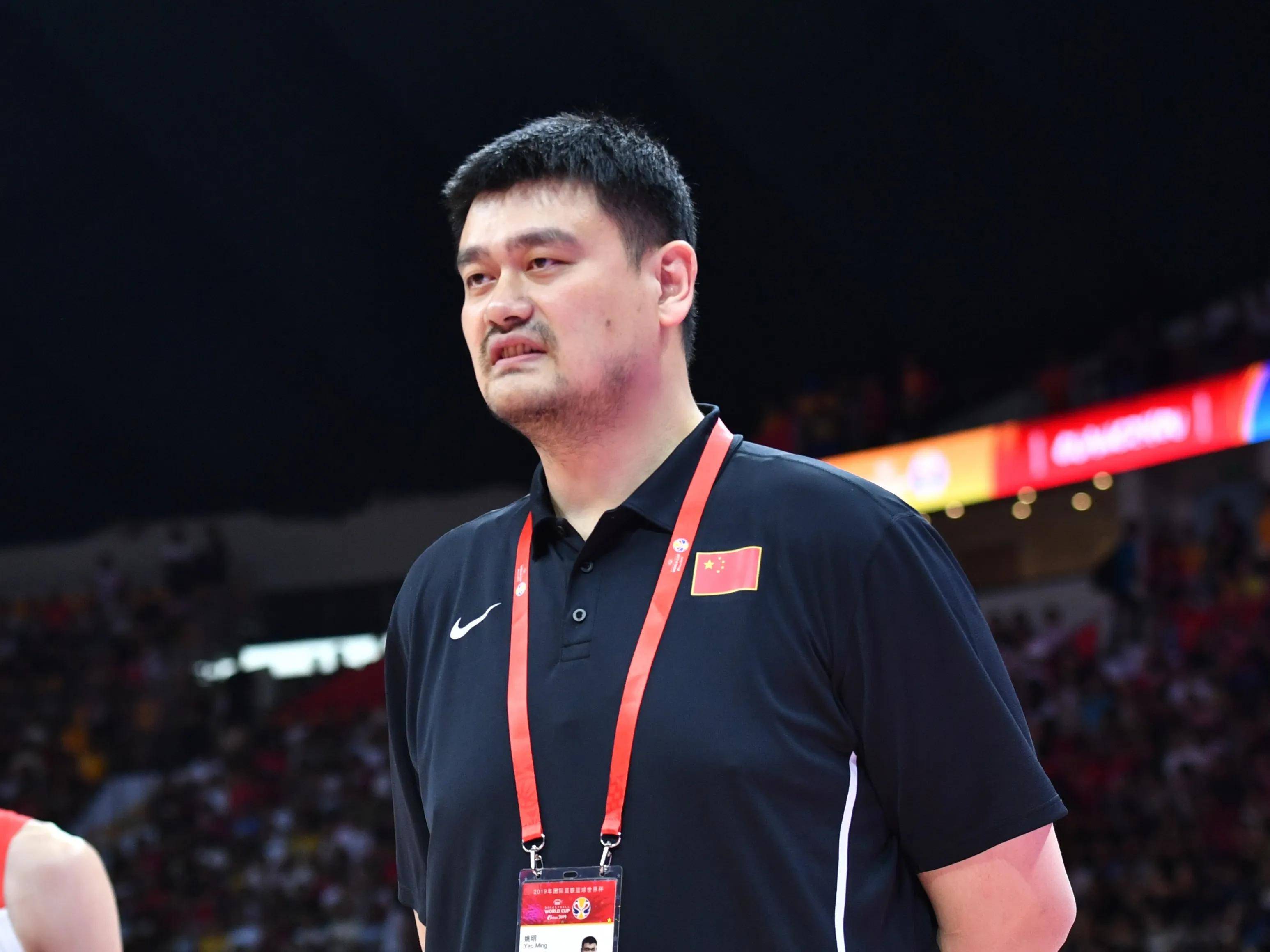 姚明45岁可领NBA养老金引热议！每月1838美元，效力9年符合资格