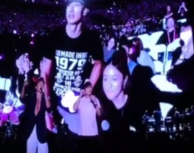 吴尊和女儿看演唱会，13岁NeiNei身高直逼一米七，盘靓条顺太美了