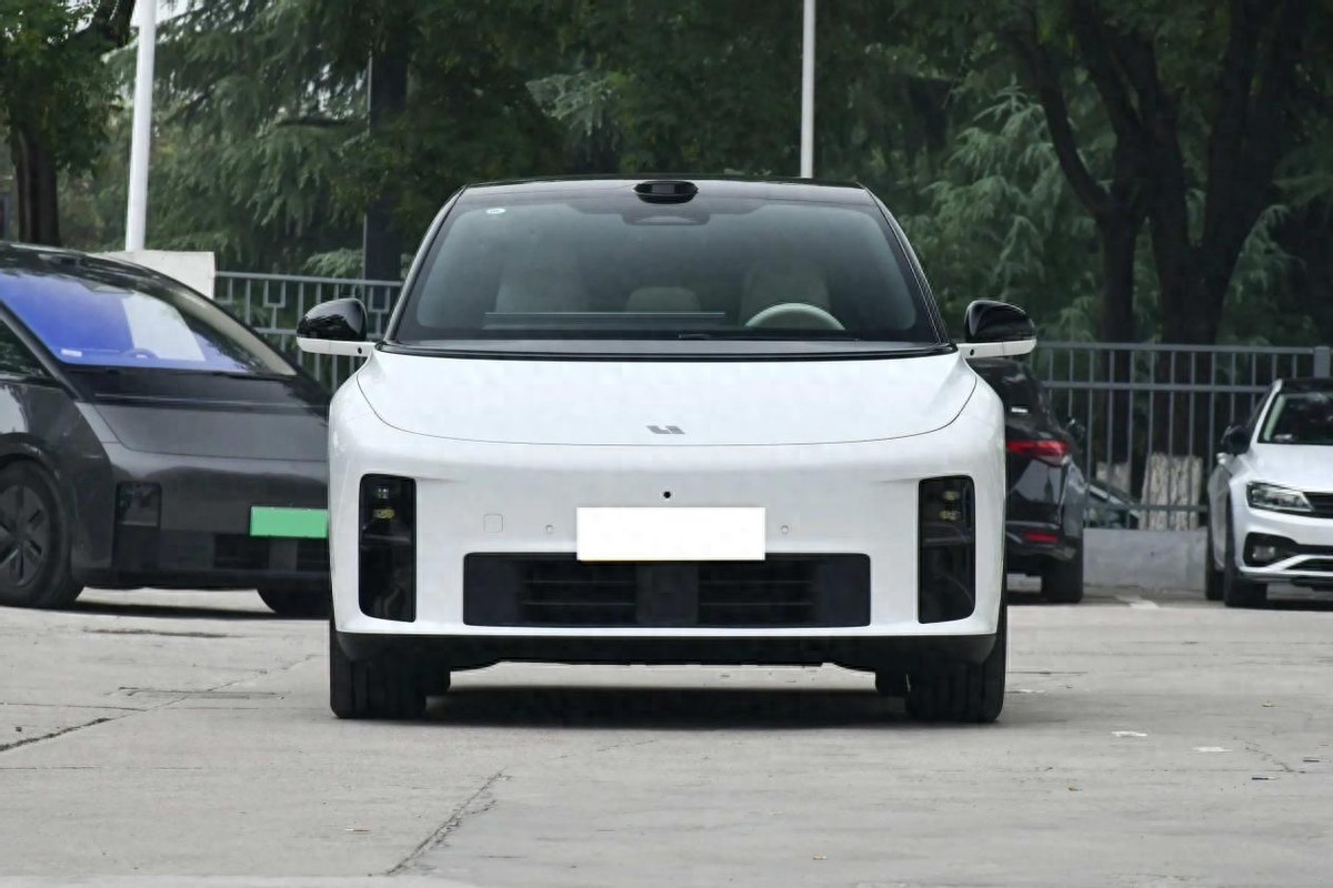 纯电SUV之争：理想i6对决特斯拉Model Y，谁能胜出？