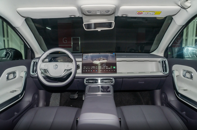 售价8.98万元起，零跑B01携激光雷达+8295芯片正式上市