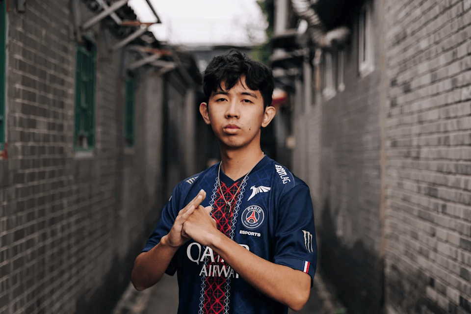 Azhi：希望别再抽到韩国队了，最想抽到BLG，想和Bin交手