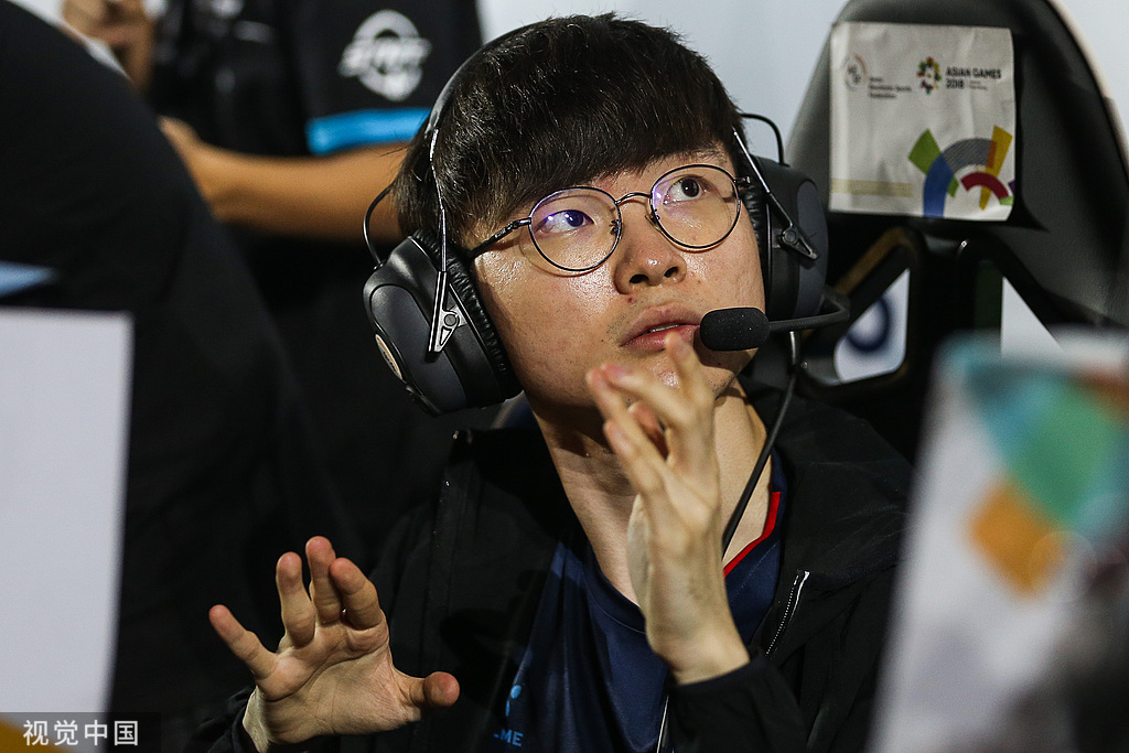 情商十足！faker回应生涯最大对手 提及Uzi和Knight