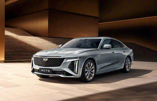 新款凯迪拉克CT6上市 配置升级 售28.99万元起
