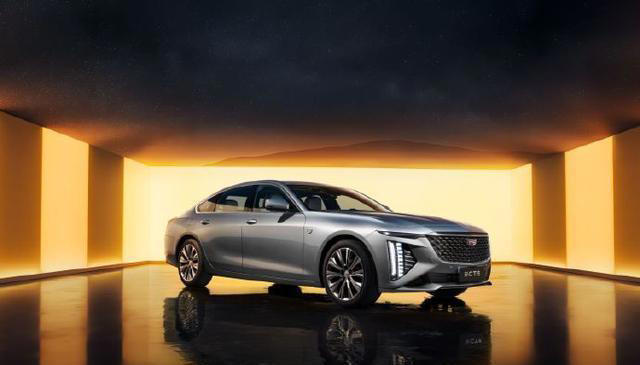 凯迪拉克新CT6上市：28.99万的燃油旗舰，在电动车时代能打吗？