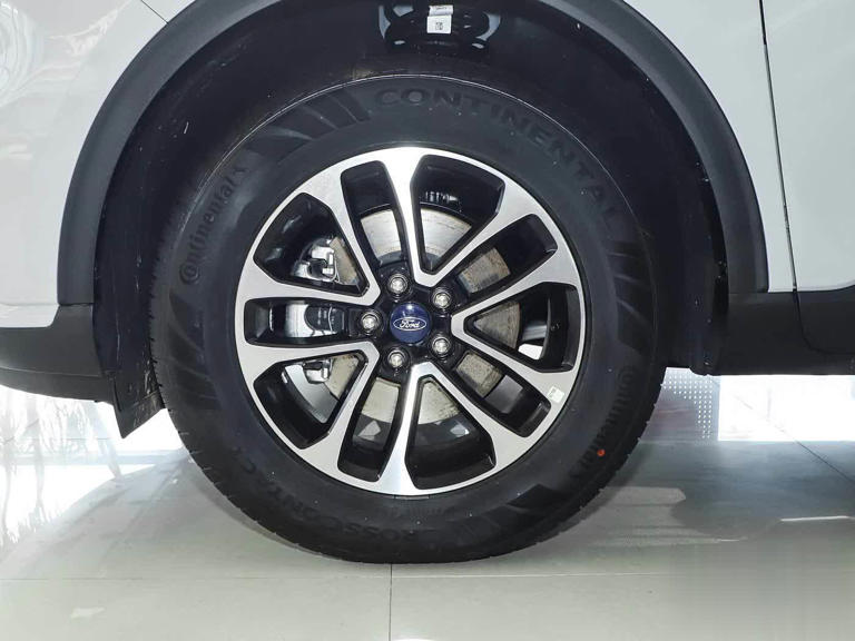 11.98万合资SUV，2.0T+8AT，福特锐际为何叫好不叫座？