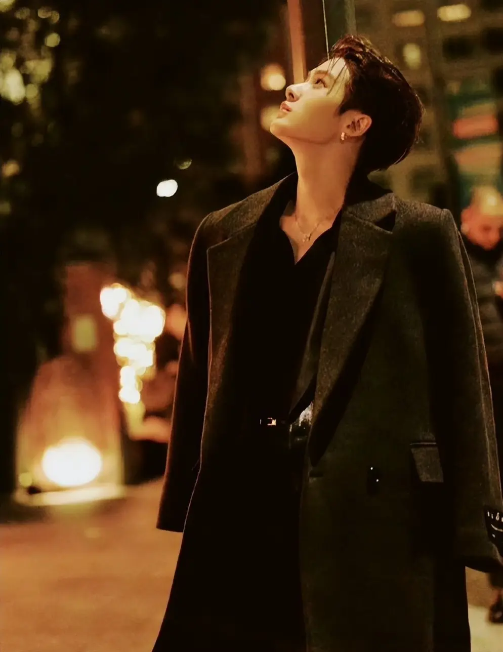 为什么电影行业如此欣赏檀健次？从《震耳欲聋》看他的实力与底气