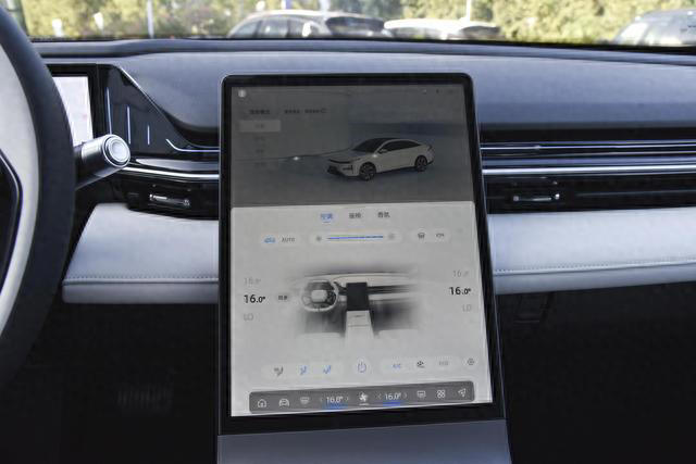 竞争秦PLUS DM-i，吉利银河L6强势来袭