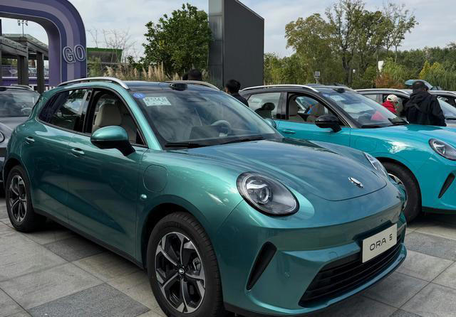 欧拉5实车现身，大过元PLUS+零重力副驾，续航580km+激光雷达