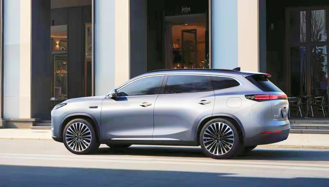 国产又一款中型SUV，15万级，续航超1300km，全系激光雷达，很强