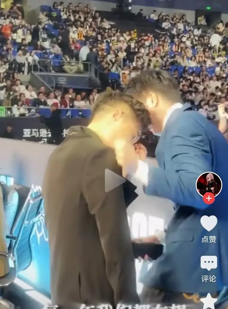 AL惜败T1，LPL的至暗时刻！众解说泪洒现场！