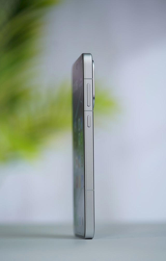 同档唯一165Hz超高刷直屏！一加Ace 6图赏