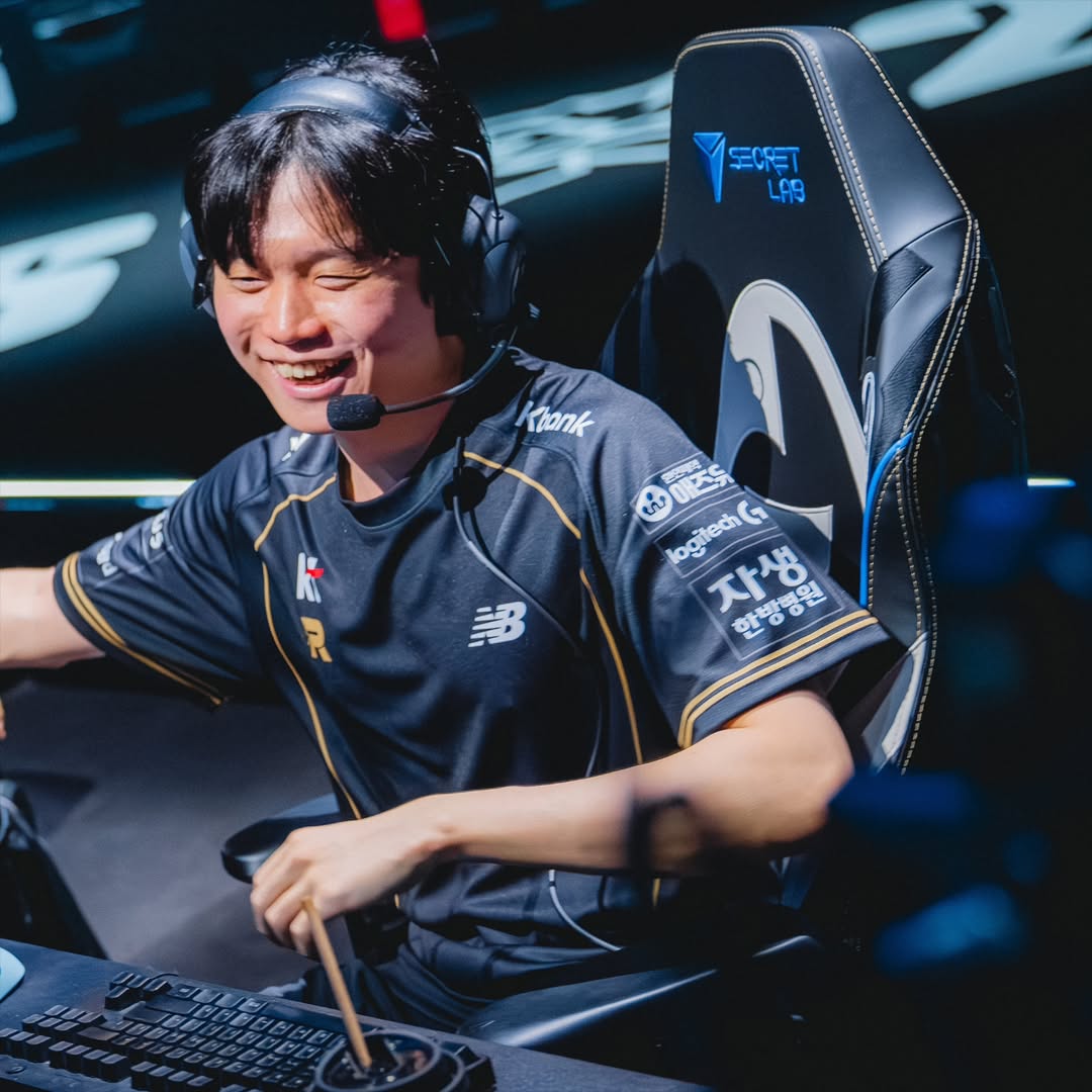 赛事官方分享KT赛后返图：KT“过山车”正在不断向上